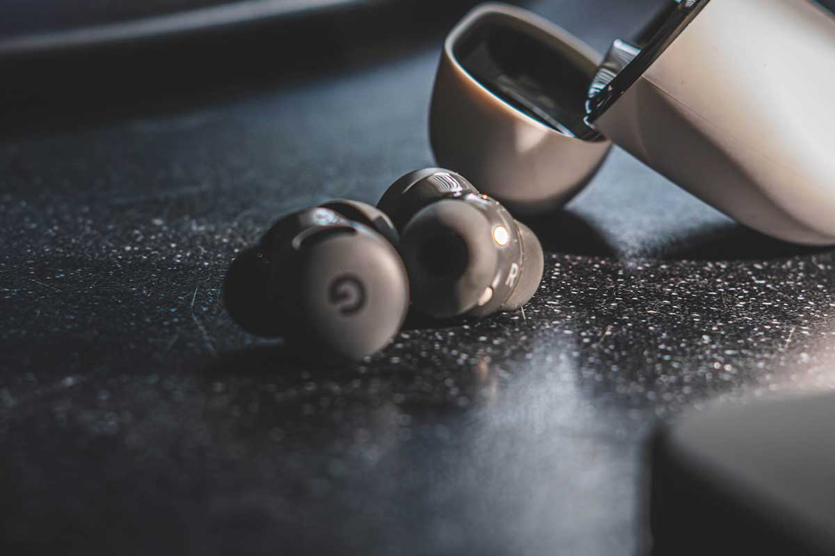 Google Pixel Buds 2a – recenzja słuchawek bezprzewodowych